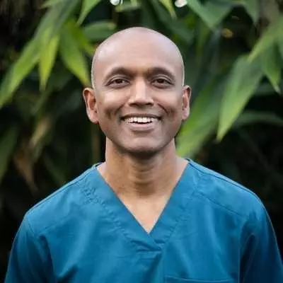 Dr Boon - Expert Skin Cancer Doctor | Melanoma Scan Brisbane